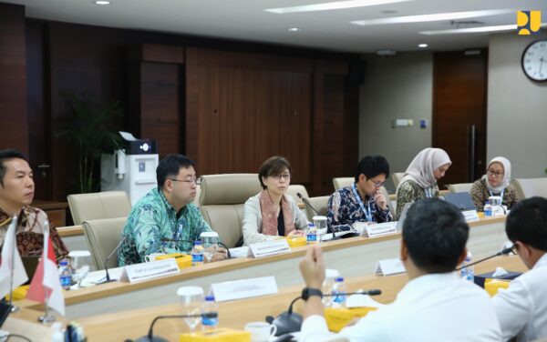 Wamen PU dan Delegasi JICA Bahas Percepatan Proyek Infrastruktur untuk Masyarakat